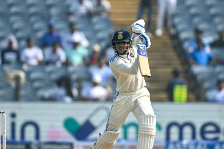 'Undue Pressure' - Sunil Gavaskar Weighs in on Shubman Gill vs Shreyas Iyer Debate for India ...